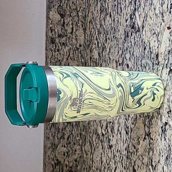 Stanley | Dining | Stanley Iceflow Flip Straw 3 Oz Tumbler Citron Swirl ...